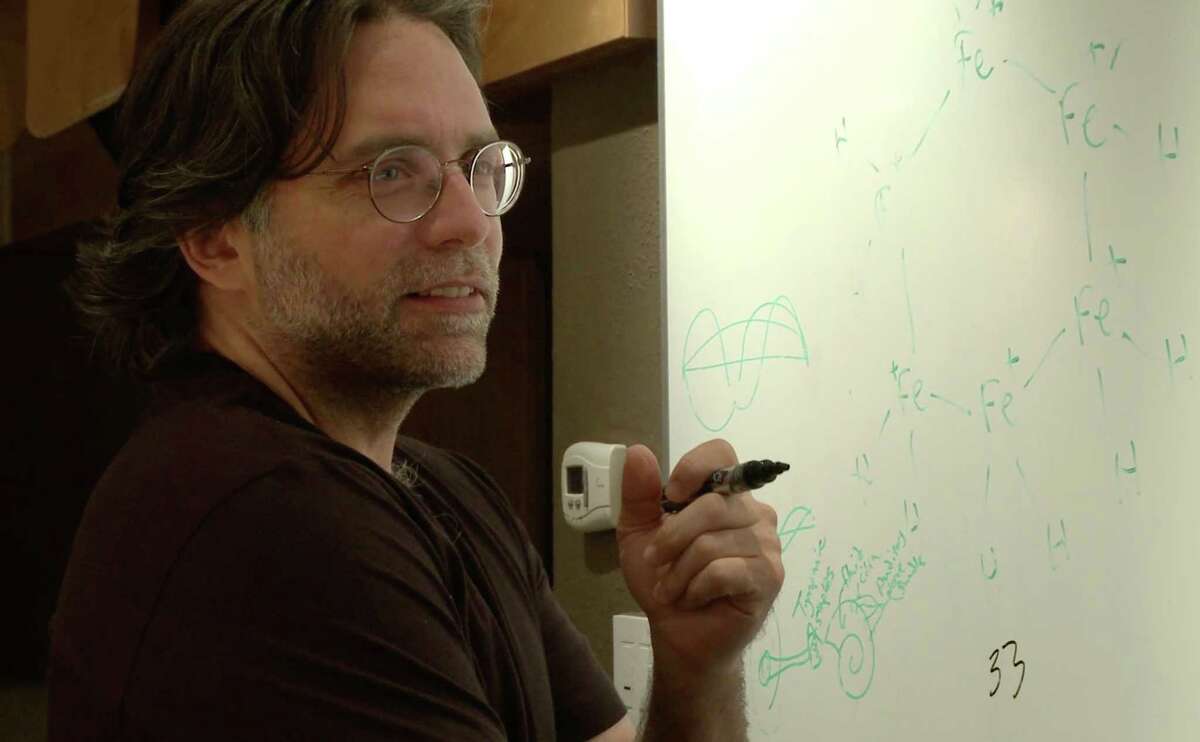 Feds want to stop Raniere bid to retain NXIVM 'tech'