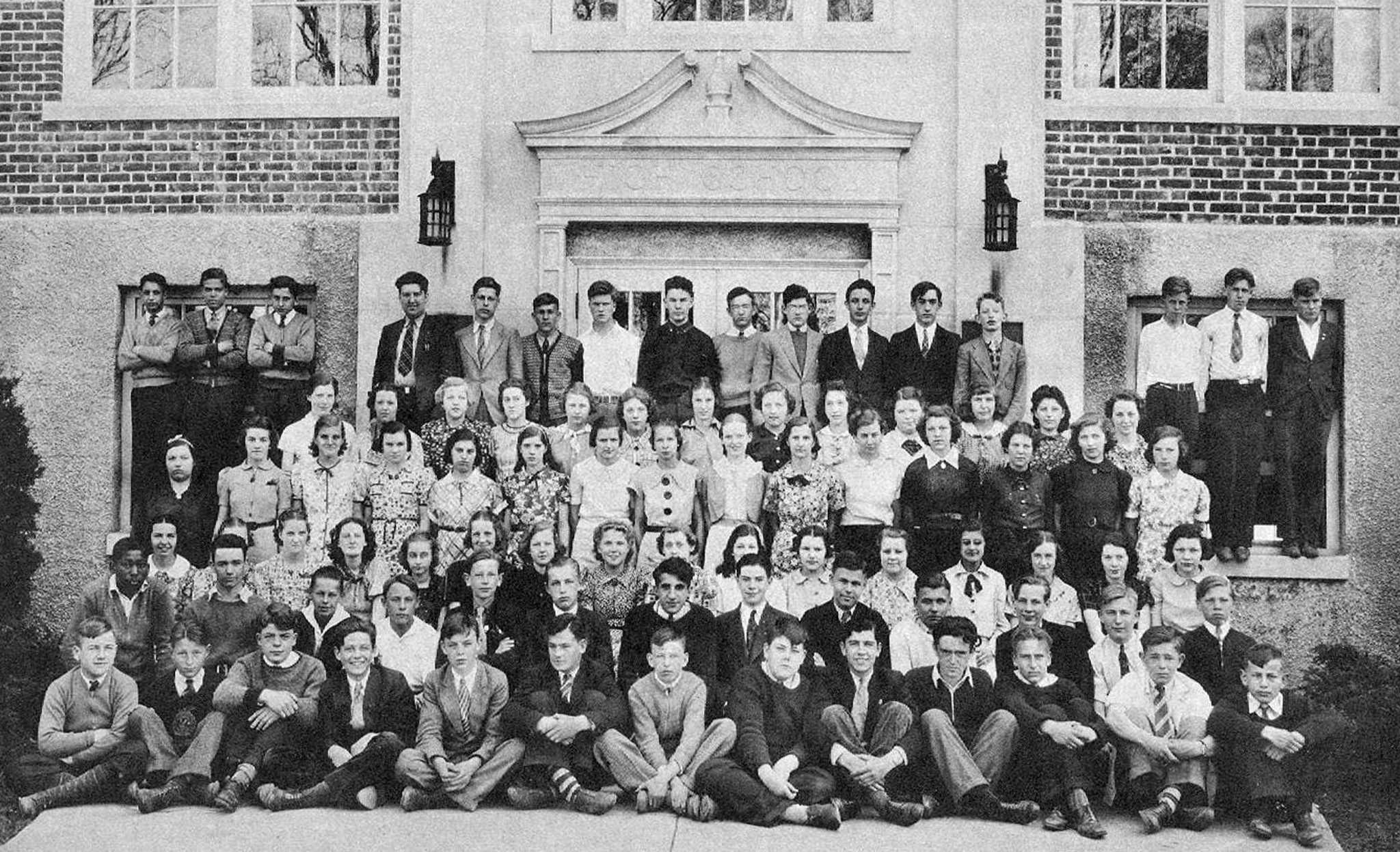 New uses sought for New Milford’s Lillis building