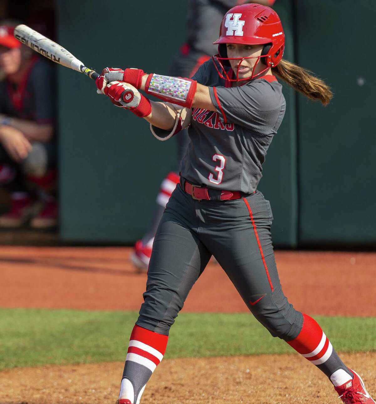 Texas takes down Houston twice, advances to NCAA super regional