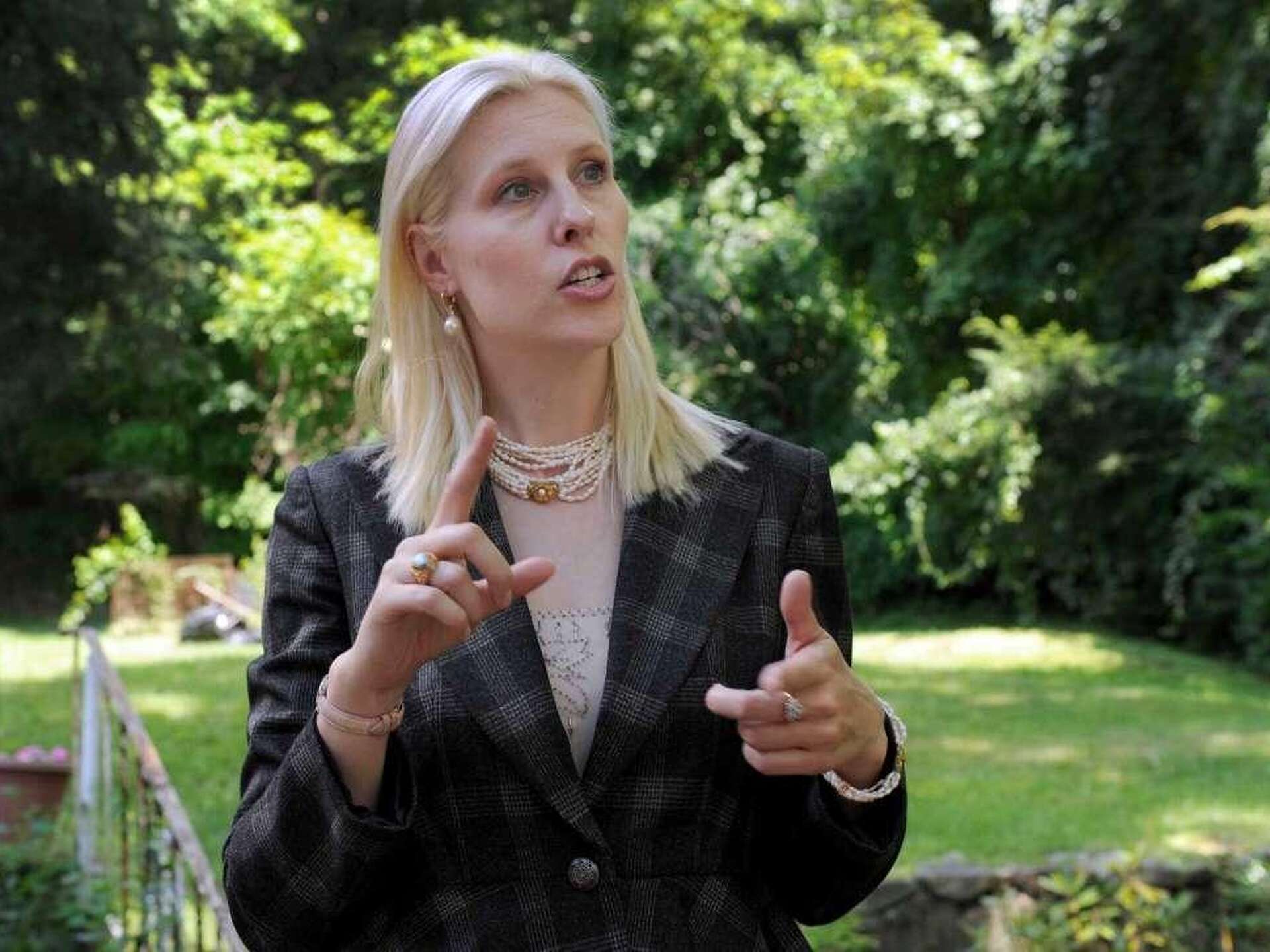 CT conservator under scrutiny for home sales linked to associate