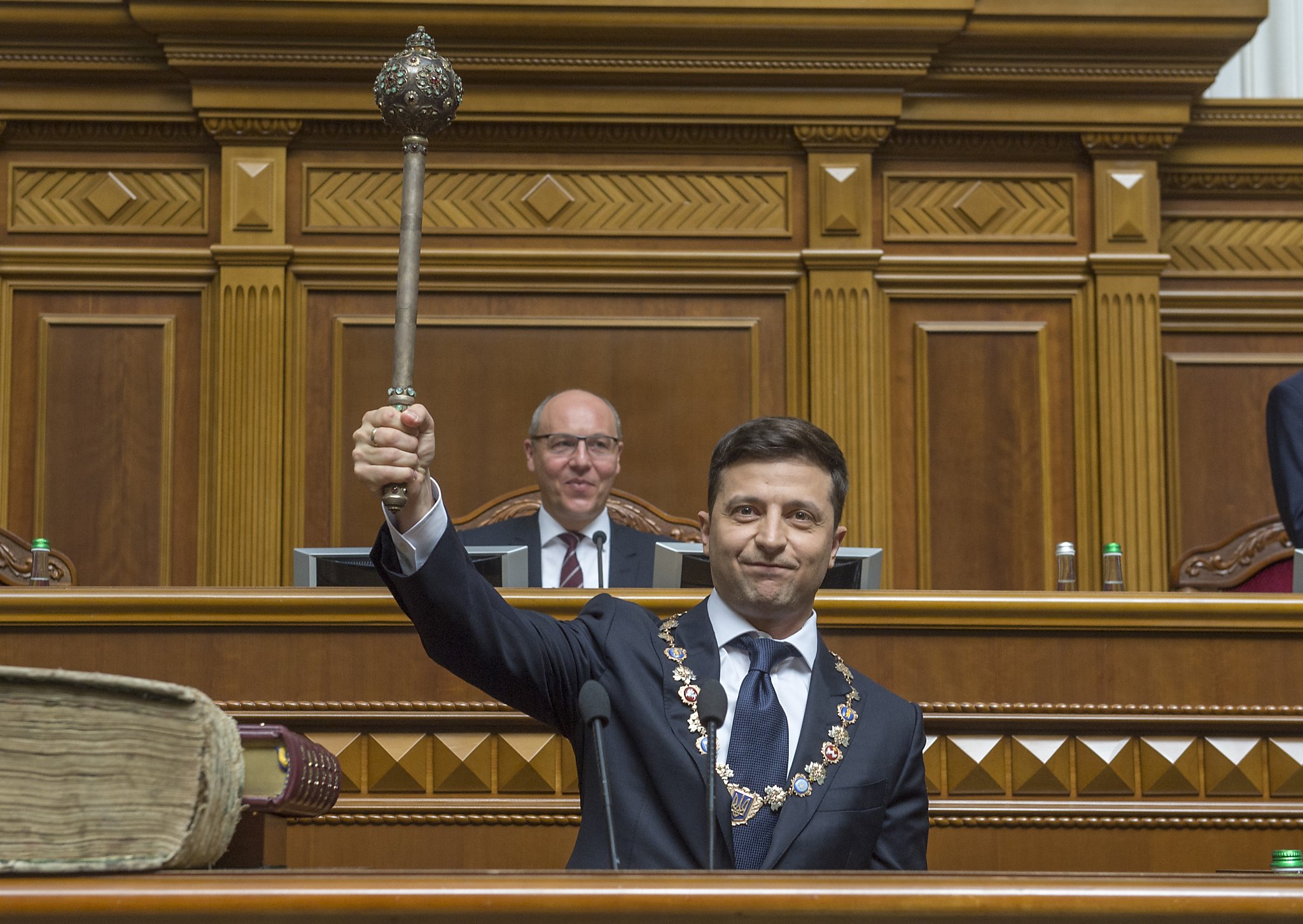 Parliament dissolved during dramatic debut by new president of Ukraine