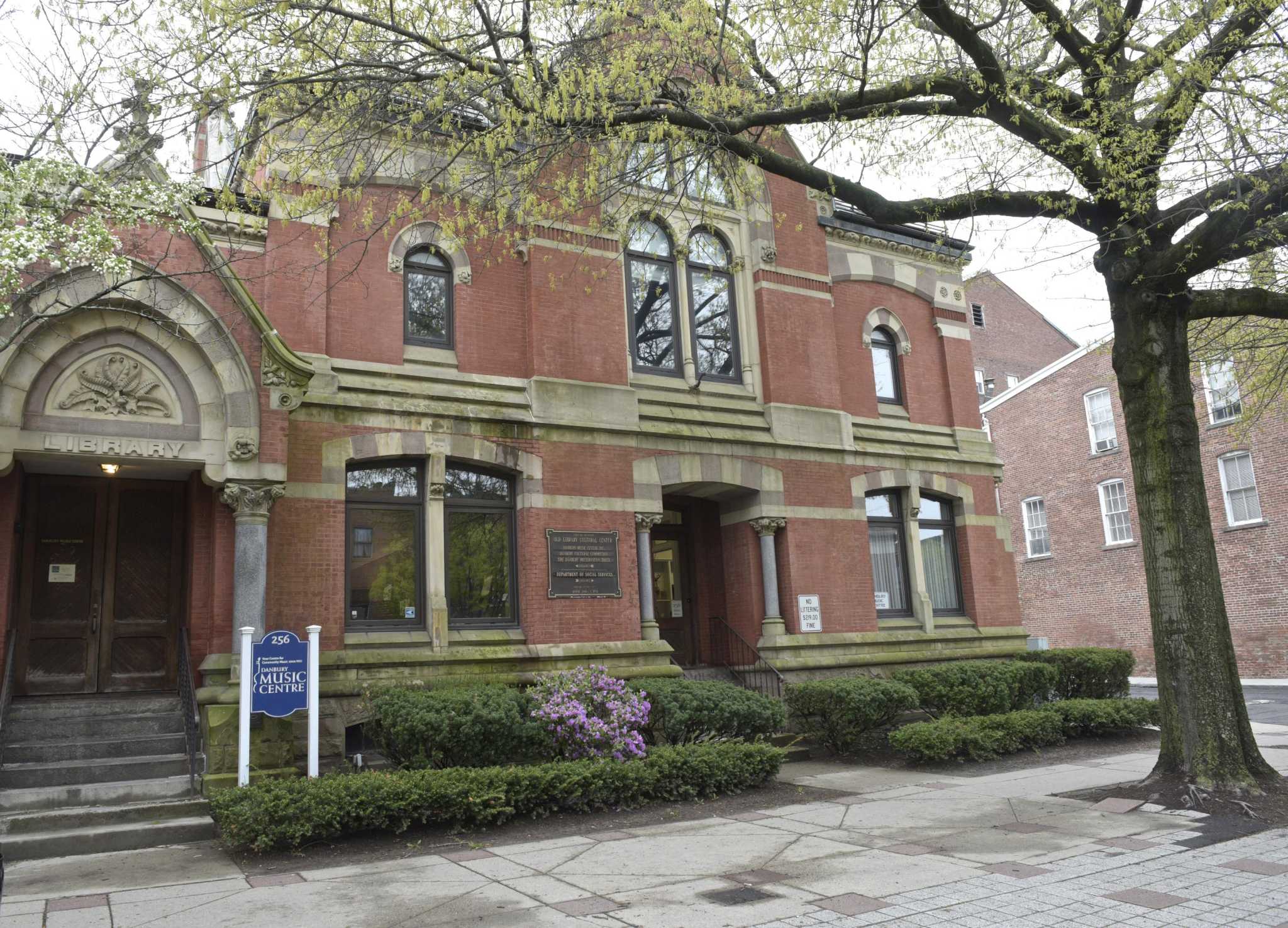 Danbury Library celebrates 150 years of history