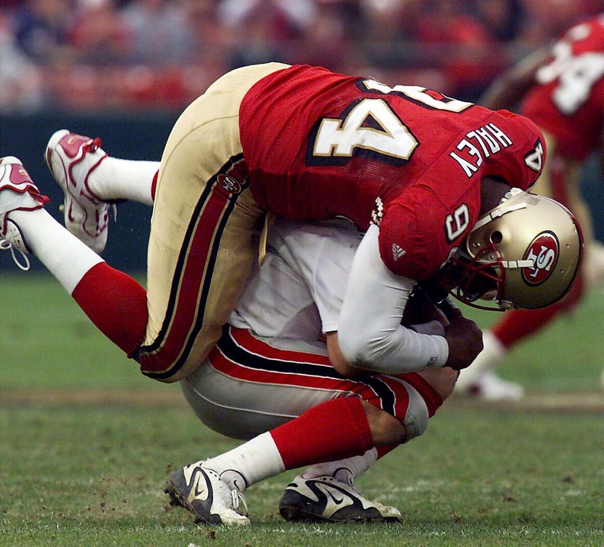 Ex-49ers linebacker Charles Haley’s biggest battle was with his own demons