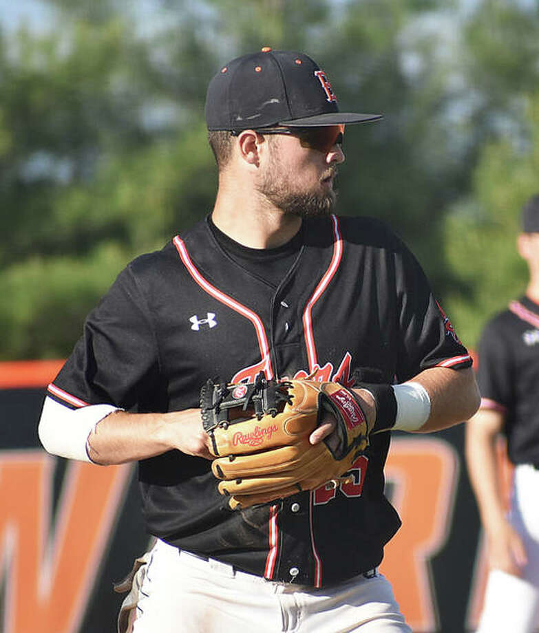 BASEBALL: Tigers finish regular season with a win - The Edwardsville ...