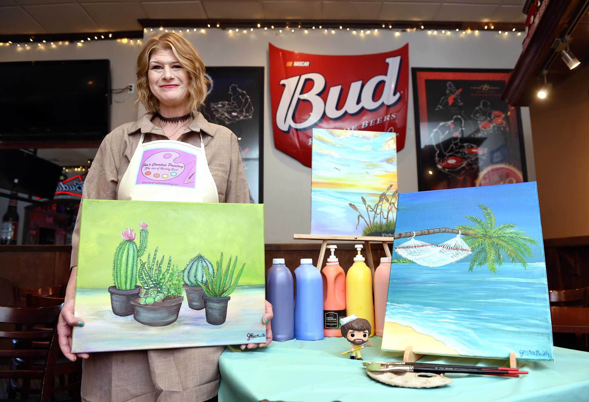 Milford artist rediscovers her talent 30 years later to start a business