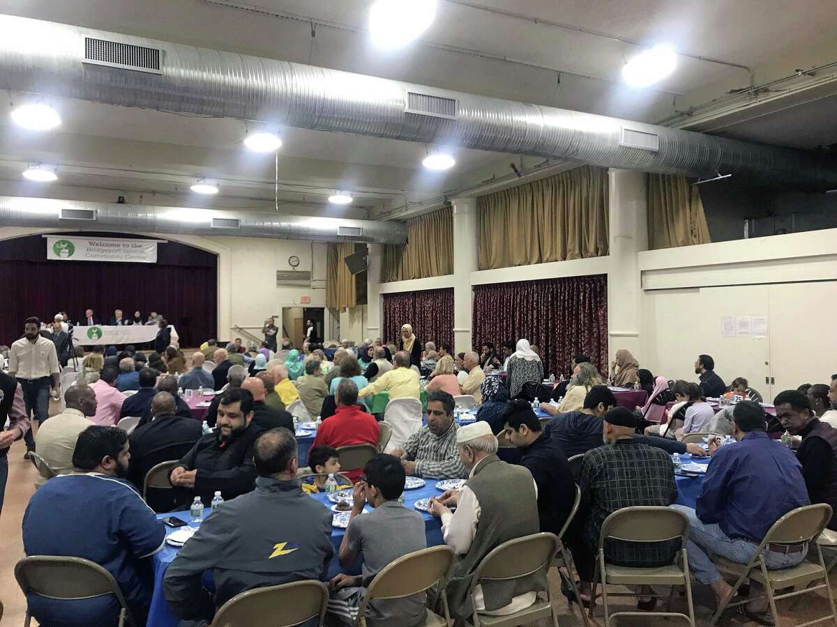 Bridgeport Islamic center hosts Ramadan Iftar for all faiths