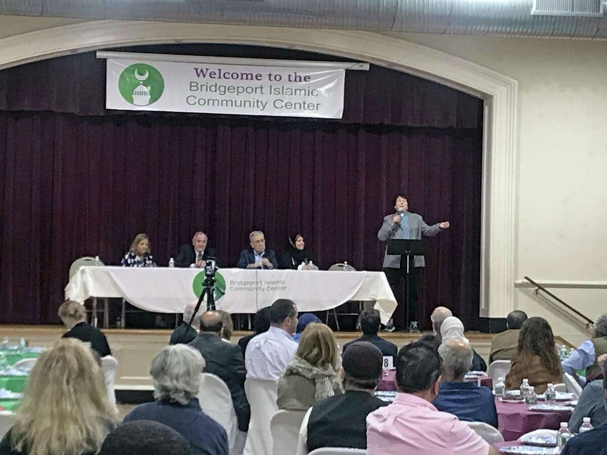 Bridgeport Islamic center hosts Ramadan Iftar for all faiths