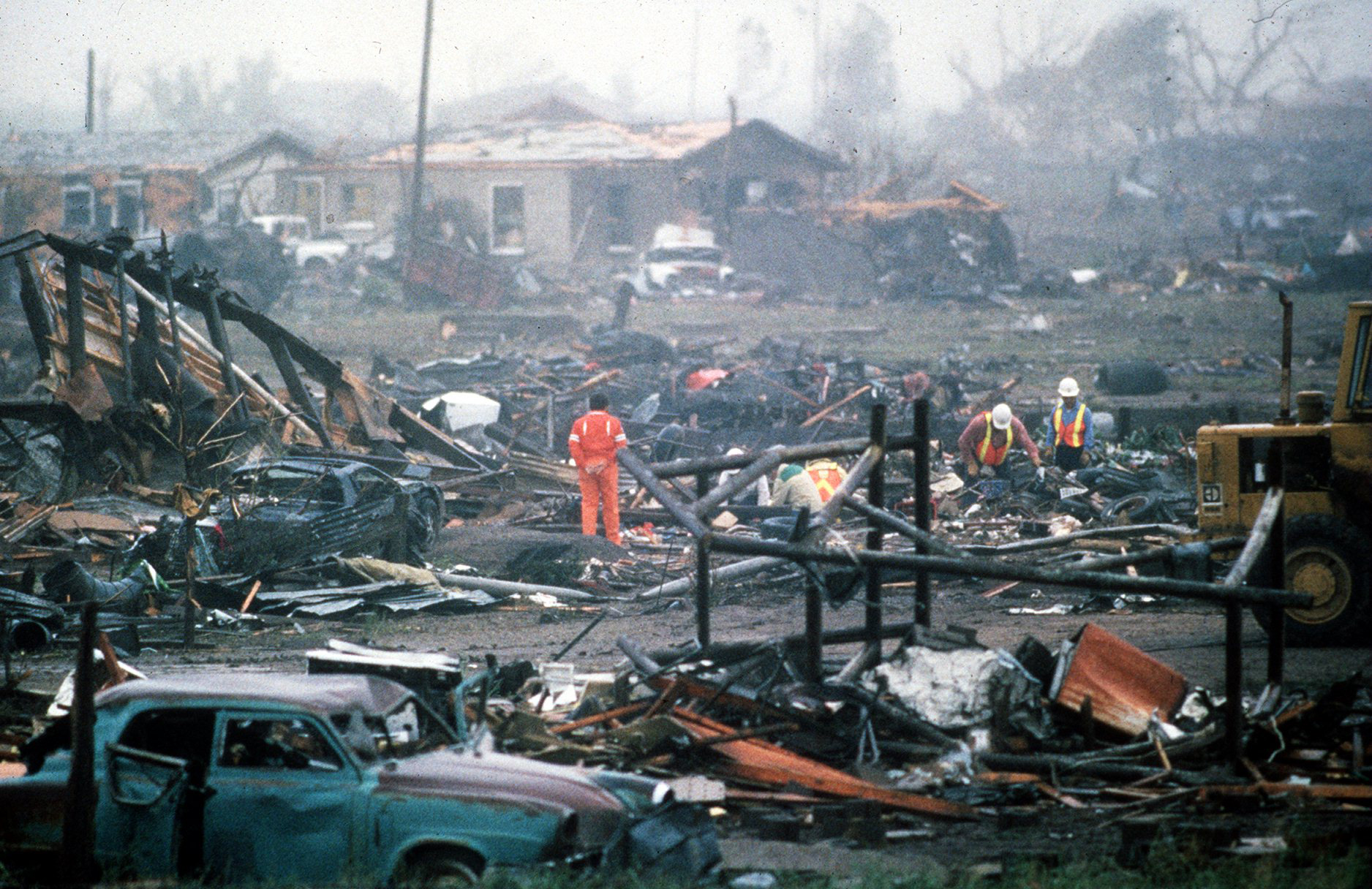 Photos show aftermath of deadly '87 Saragosa tornado