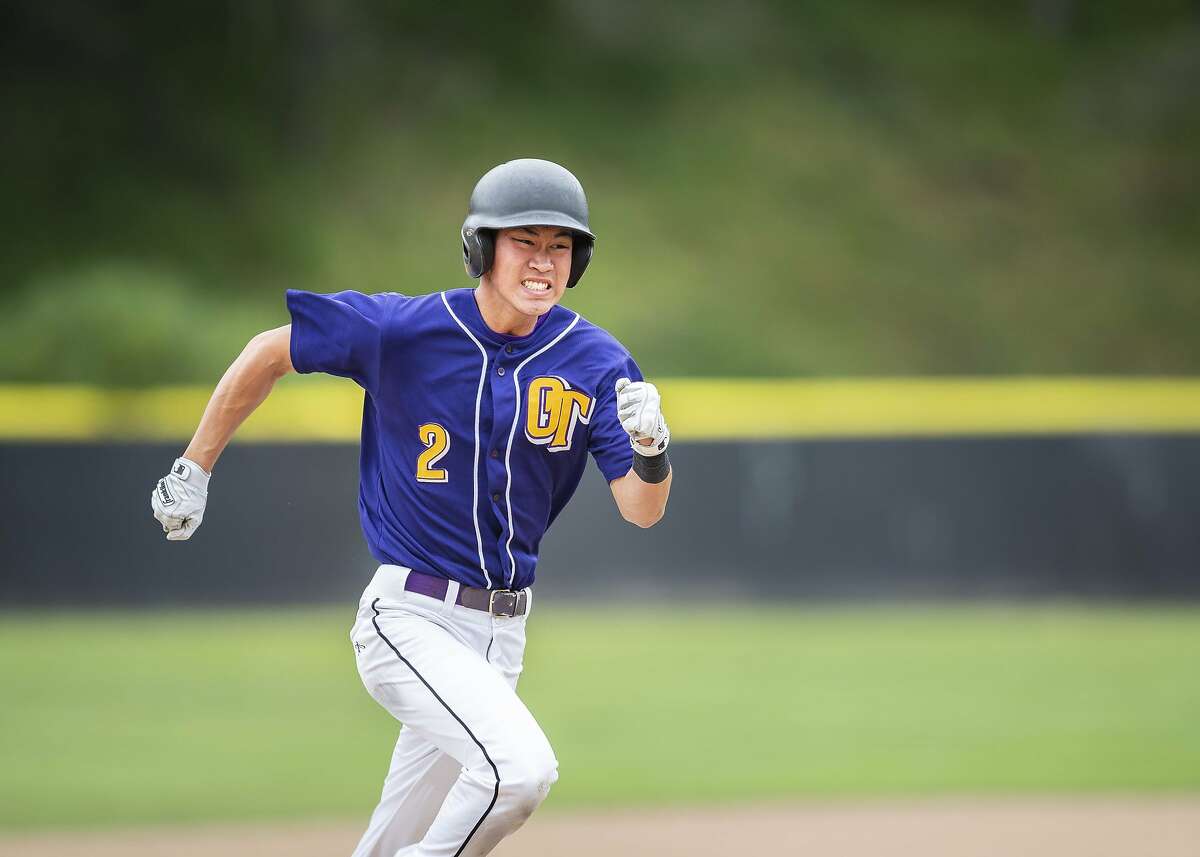 Oakland Tech’s Adam Crampton has a big-league glove with a bat to match