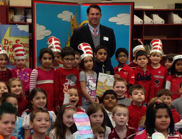 Mayor Blake reads to elementary school students