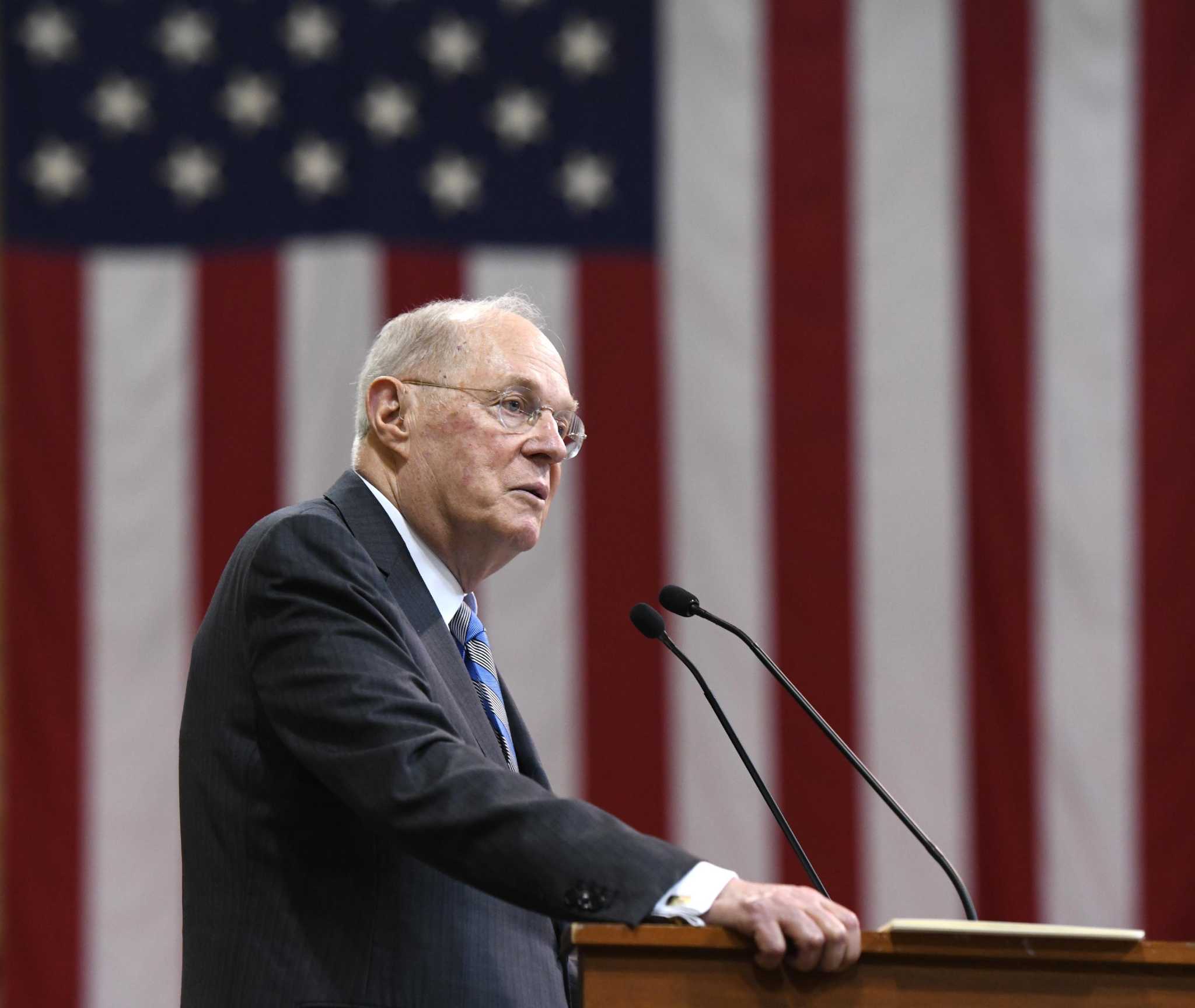 Retired Supreme Court justice addresses graduates at Brunswick