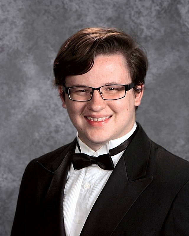 Trump set to present medal to Andrews student