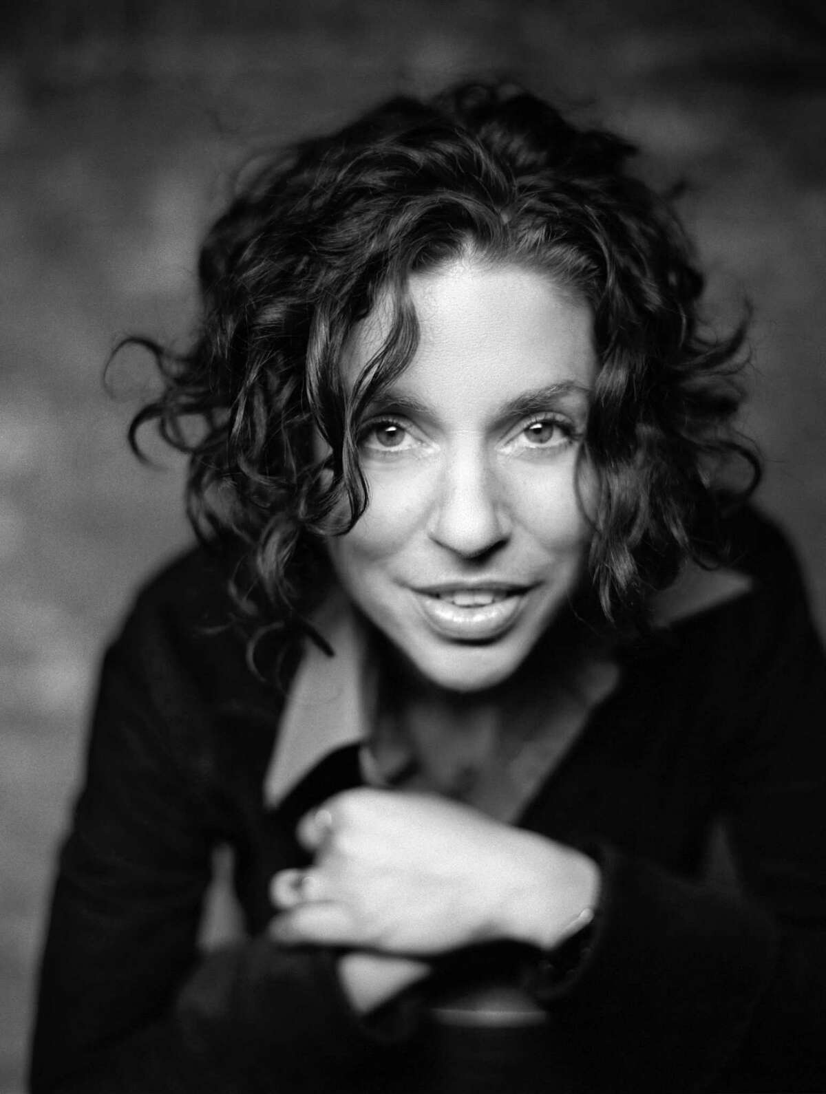 Ani DiFranco looks back on her life with ‘Recurring Dream’