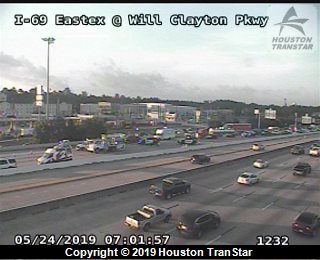 Piece of metal on Eastex Freeway reportedly damages multiple vehicles