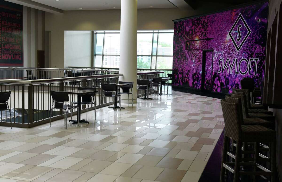 Restaurant review: Skyloft at Crossgates Mall