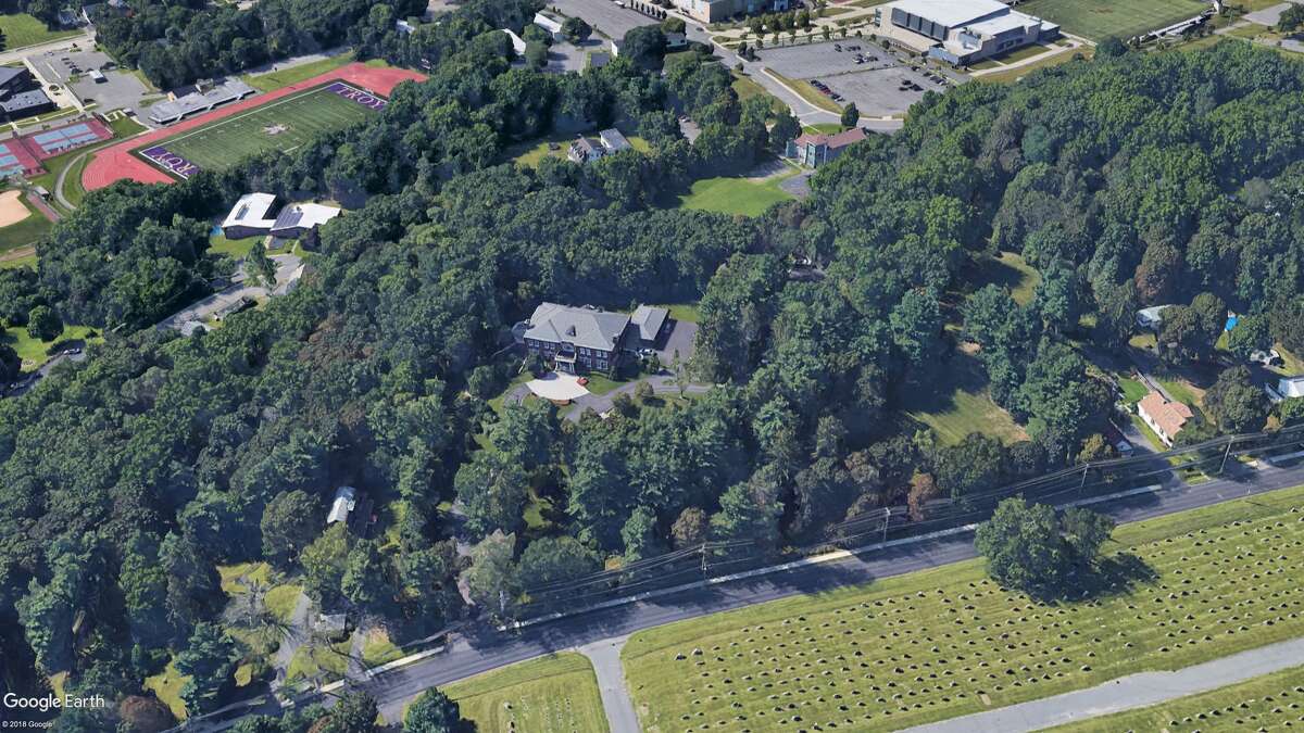 College presidents' homes combine work, domestic life