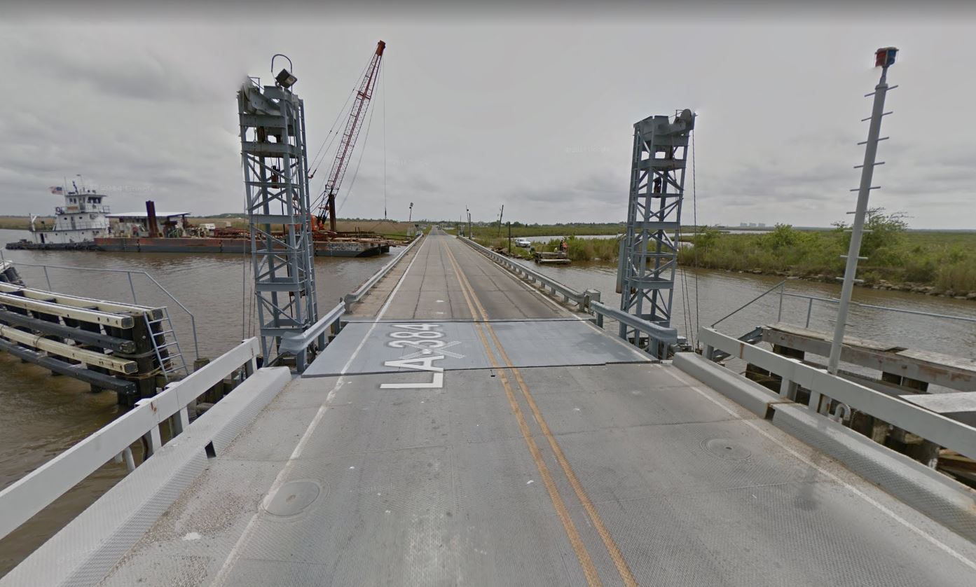 Police: Texas men died trying to jump car over drawbridge