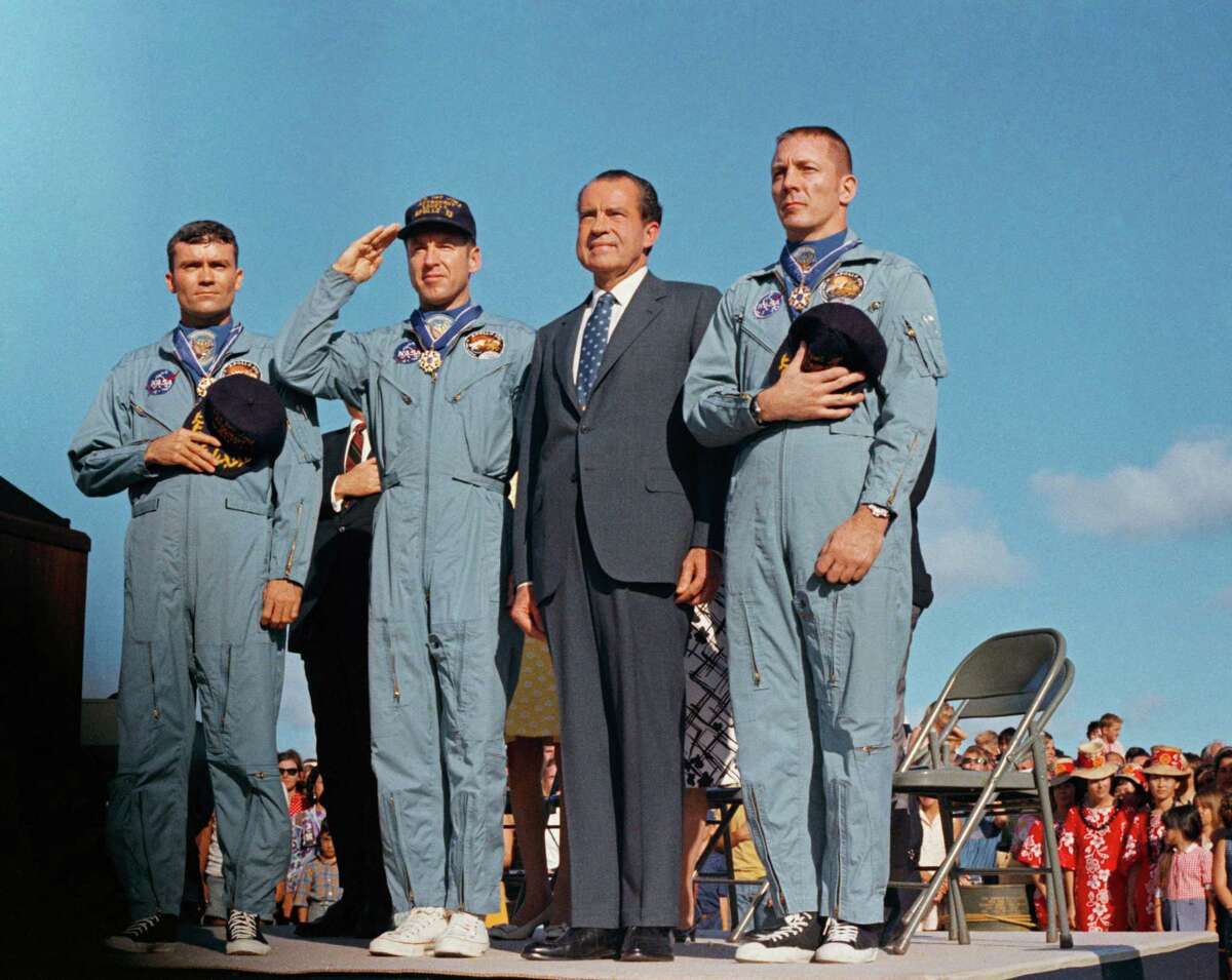 Lessons from a ‘successful failure’: Apollo 13 astronaut, flight director recall famous mission