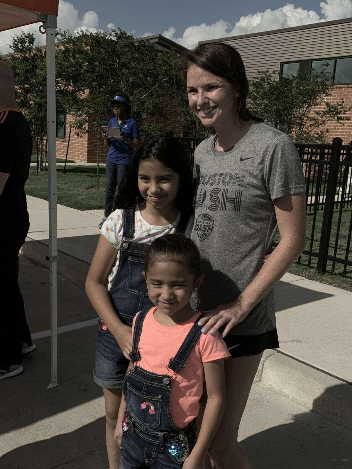Dash's CeCe Kizer visits with local kids at field day