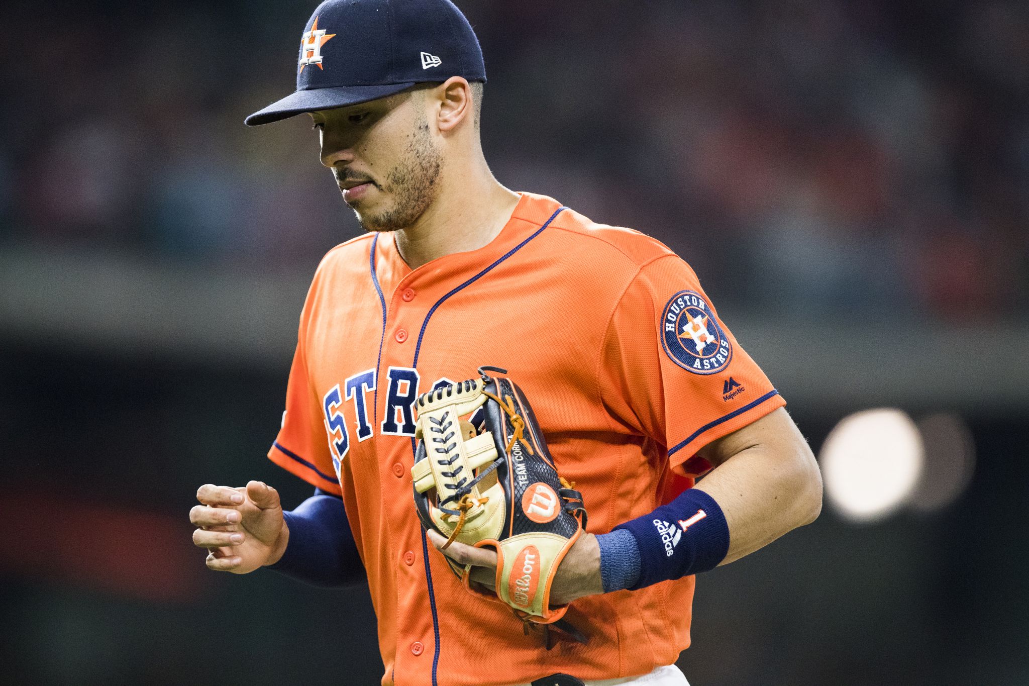 Solomon: For baseball, Carlos Correa's massage mishap isn't that crazy