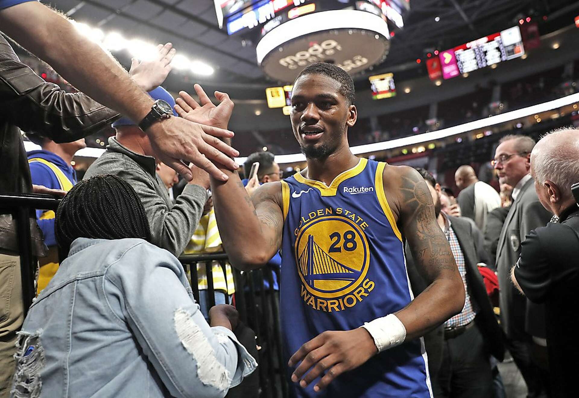 Warriors’ Alfonzo McKinnie, in first NBA Finals, more than a feel-good ...