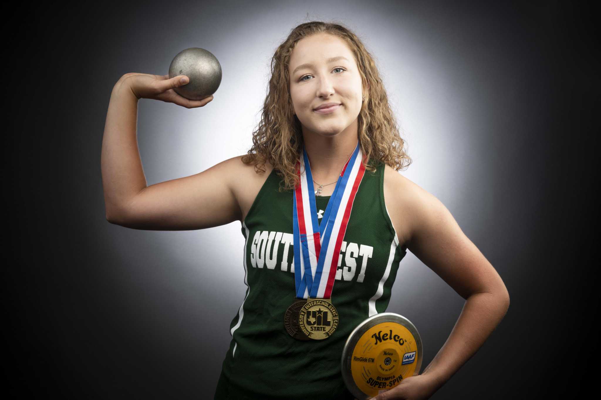Track and field preview: Southwest thrower Morgan Fey creates magic ...