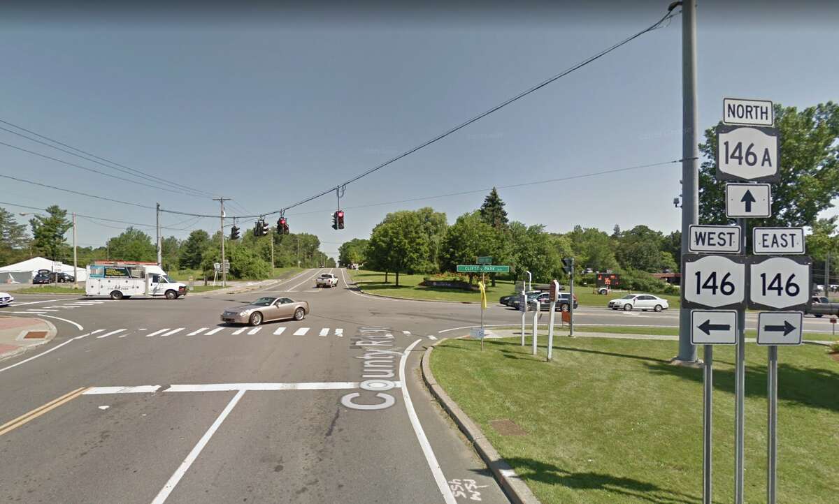 Clifton Park intersection to become roundabout