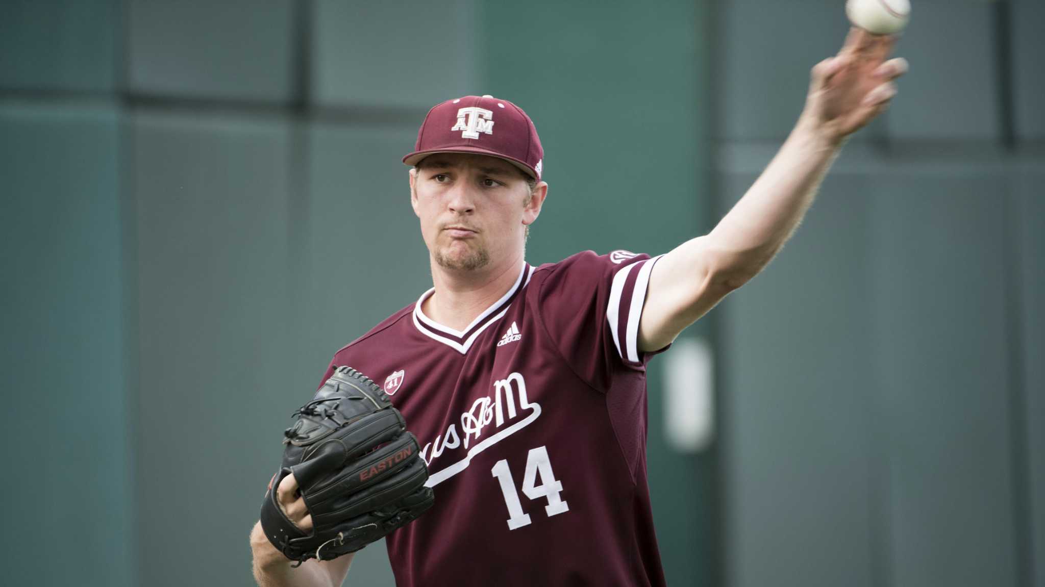 Doxakis, Lacy give Texas A&M a shot at winning NCAA regional
