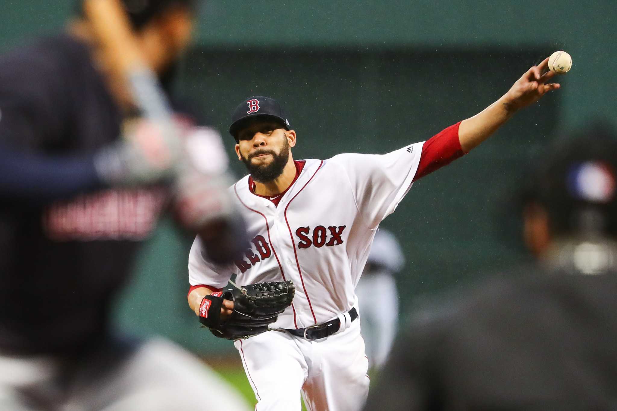 Smeltzer lifts Twins in debut