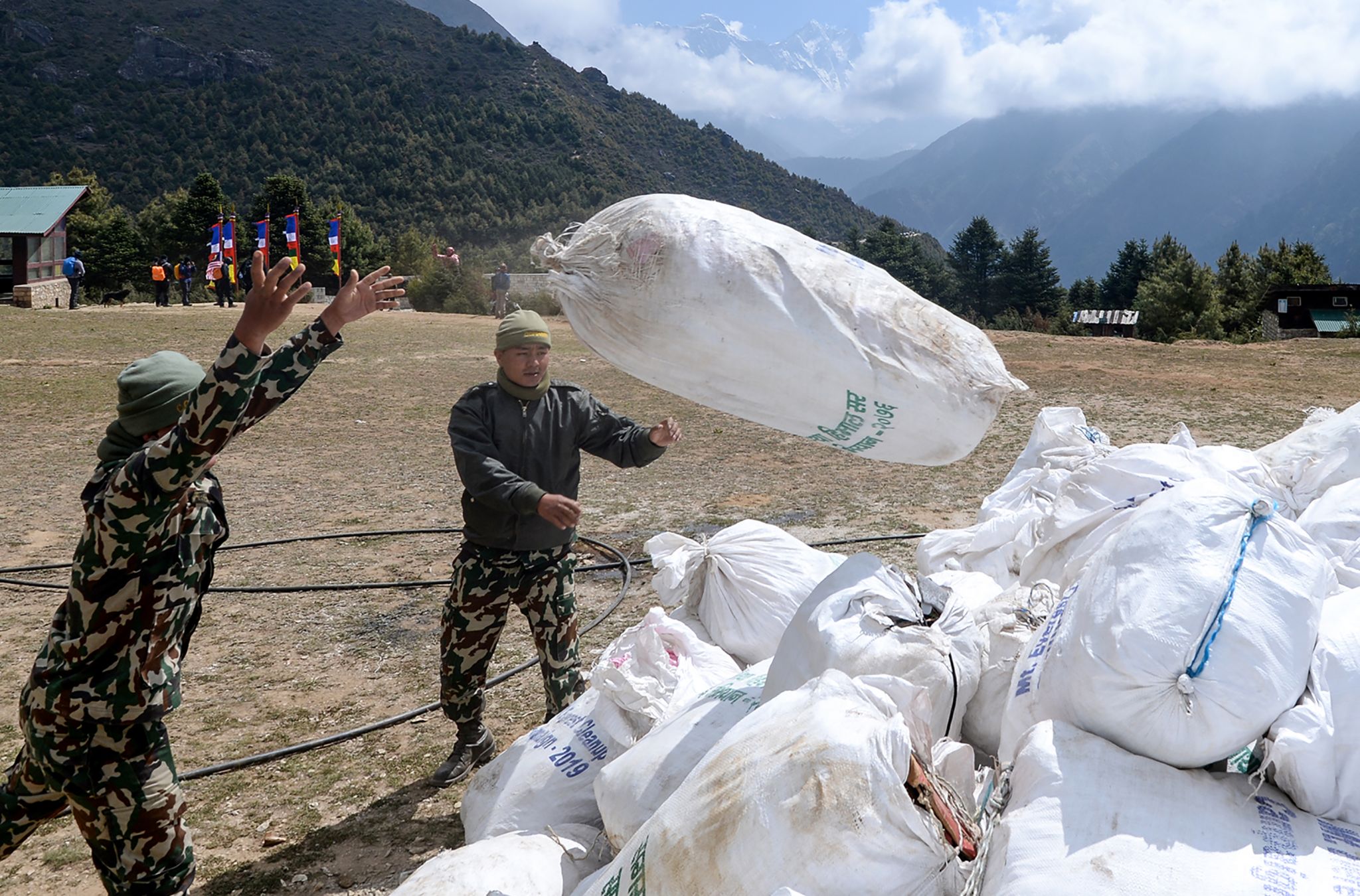 Nepal Everest cleanup drive yields 24,200 pounds of garbage, 4 bodies