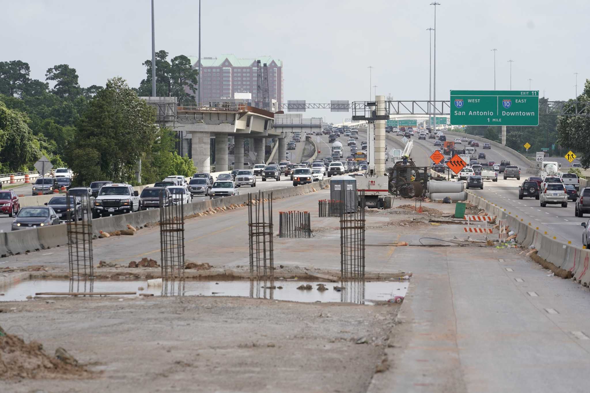 Team effort on Loop 610 busway a nod to new thinking - HoustonChronicle.com
