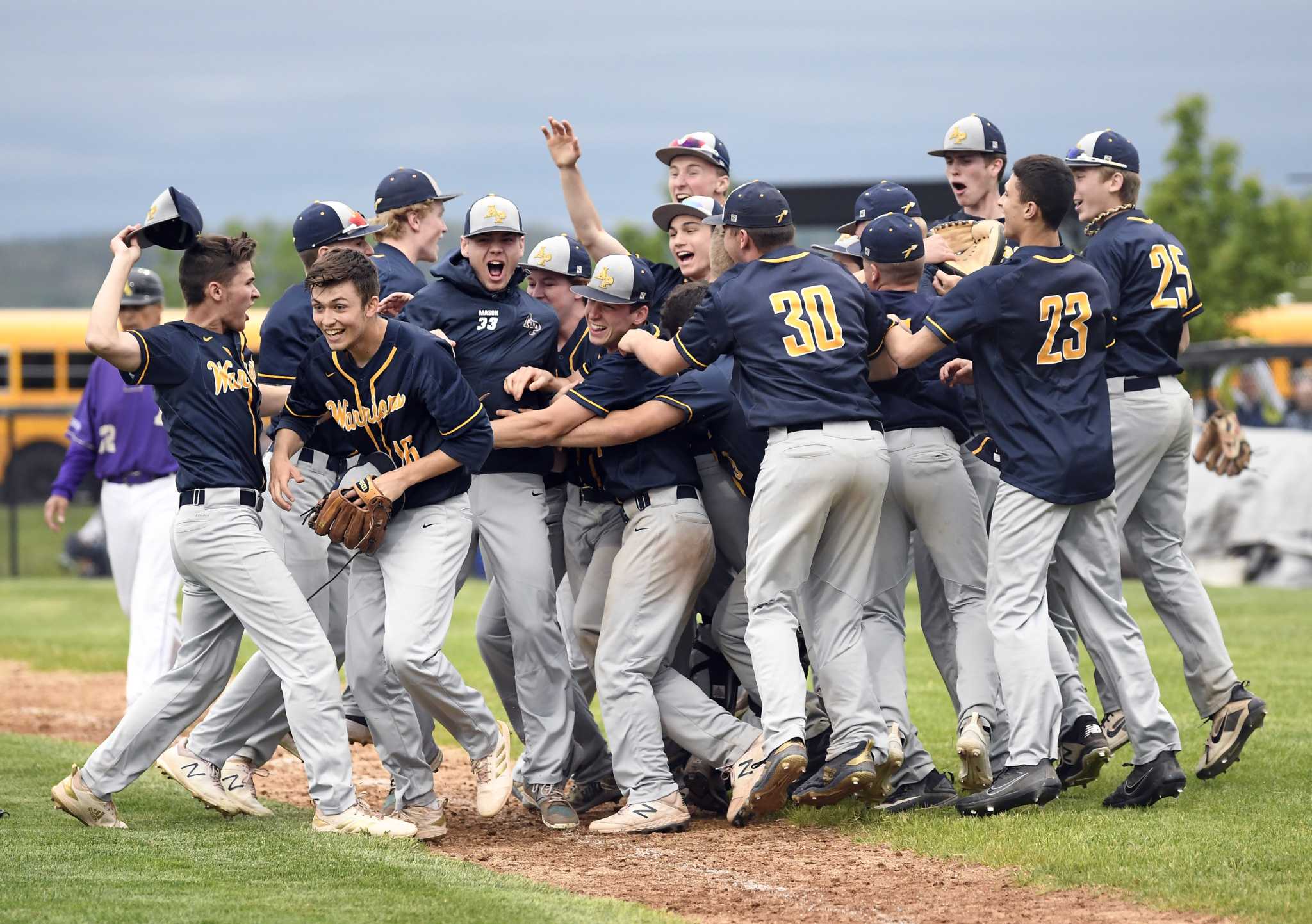 Roundup: Averill Park baseball rallies past Amsterdam