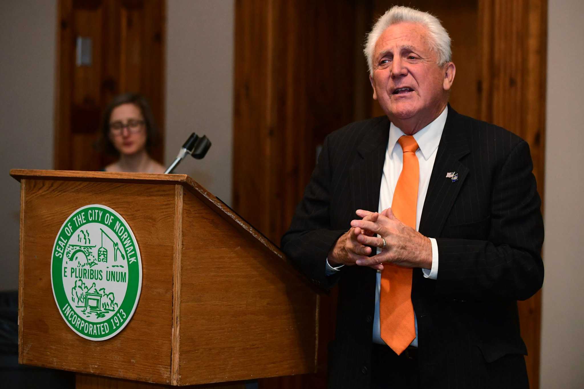 Rilling leads fundraising in mayoral race, Crosland takes in little or none