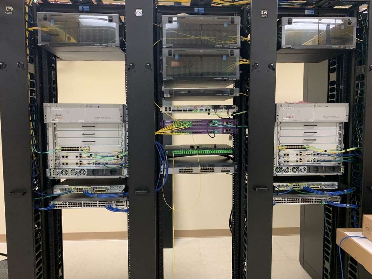 Best internet service in Texas? It might be in tiny Mont Belvieu