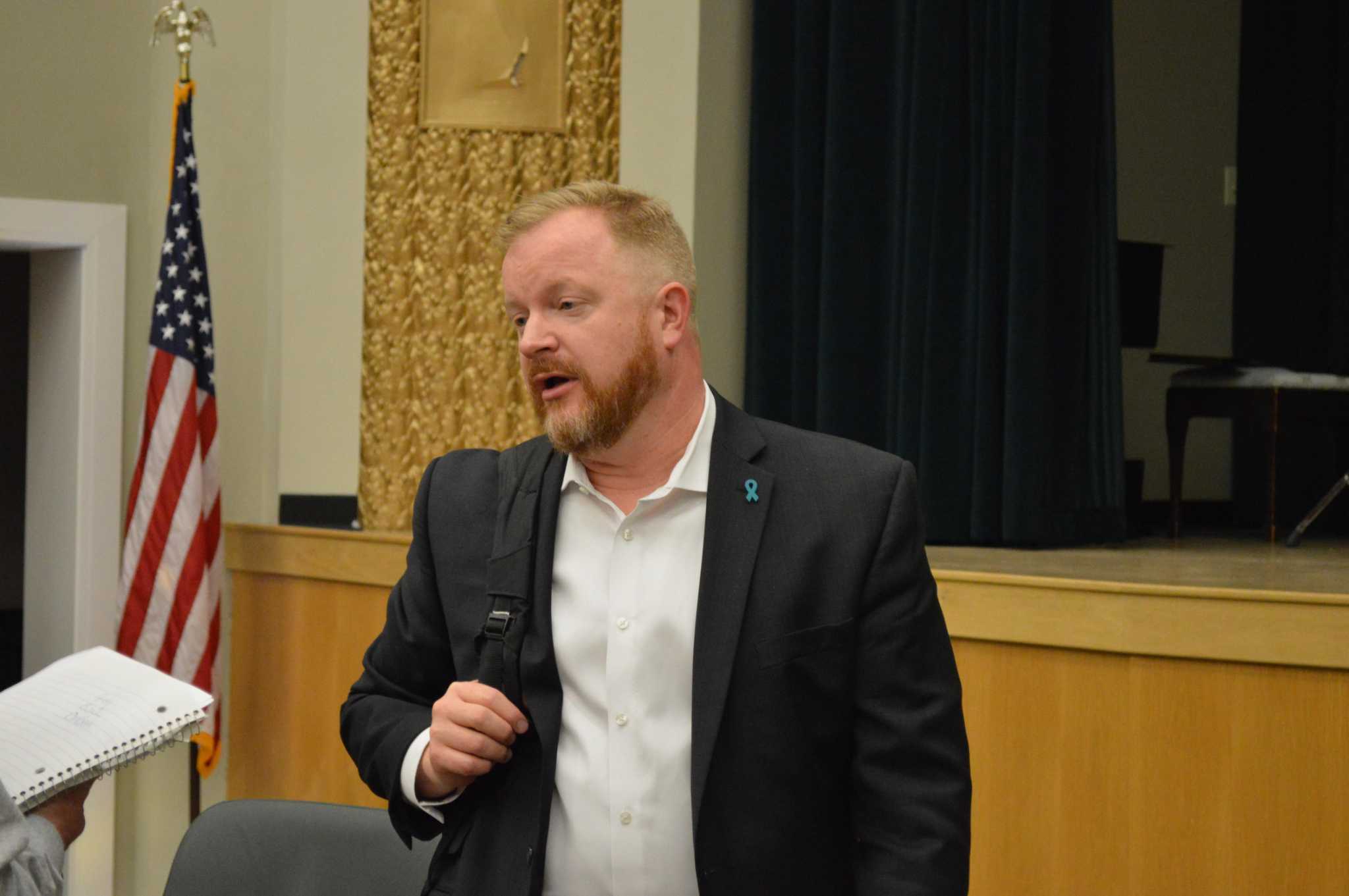 Hamden council mulls override of mayor’s budget veto