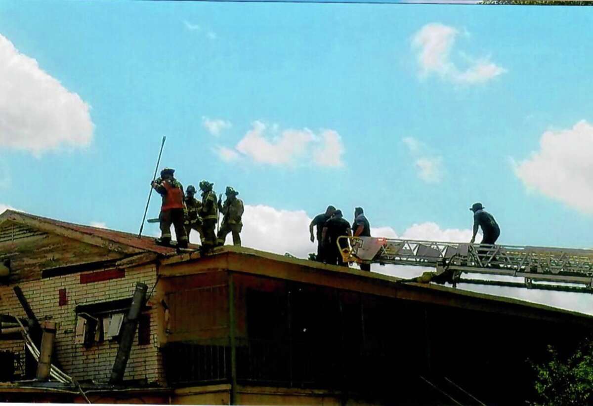 HFD, loved ones return to Southwest Inn fire site to remember fallen ...