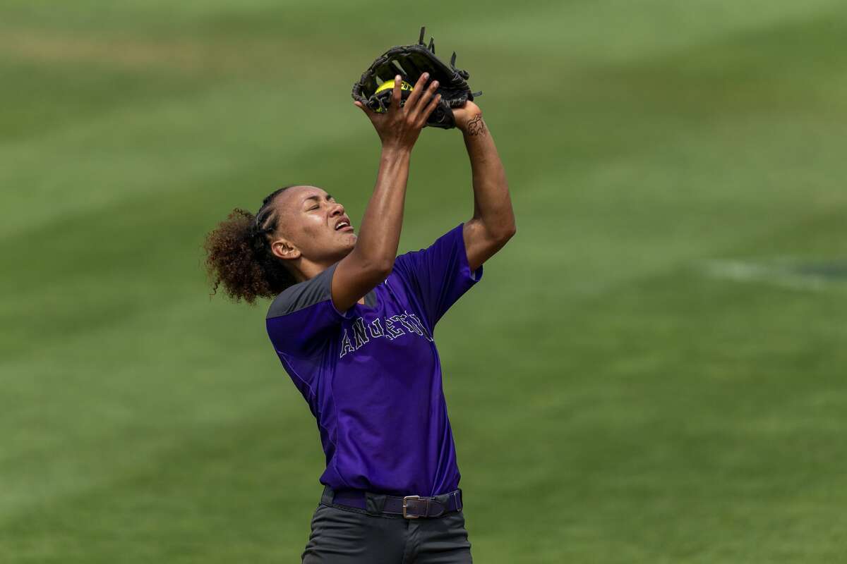 Angleton claims 5A state softball championship
