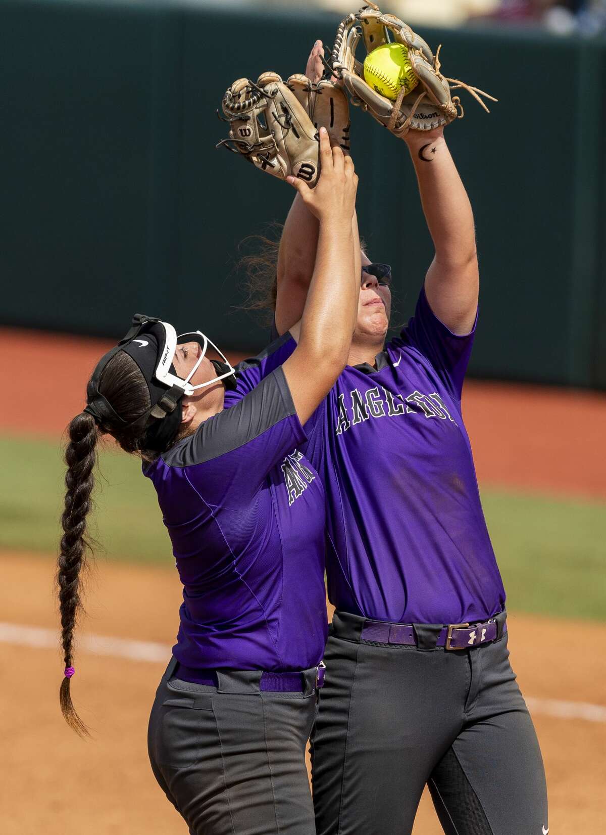 Angleton claims 5A state softball championship