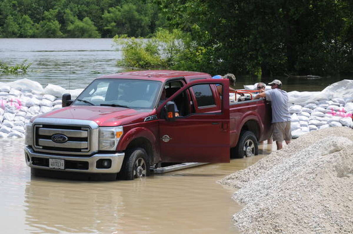 FROM THE FLOOD: June 1, 2019 in Hardin and Kampsville, Illinois — 121 ...