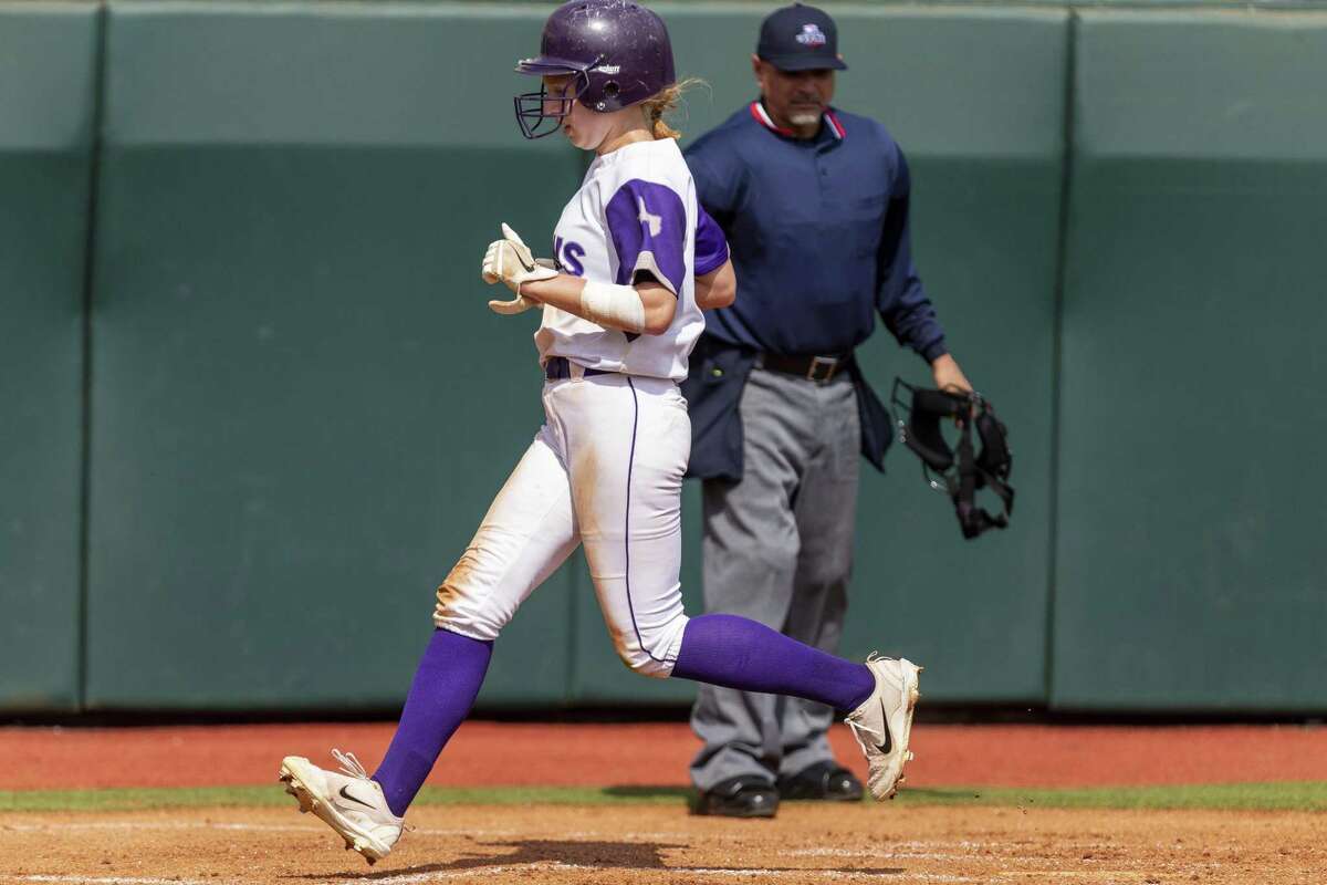 After late scare, Cowgirls ride away with first state crown