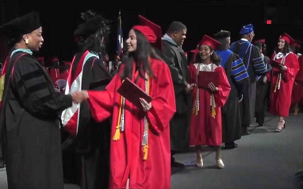 Spring ISD valedictorians, salutatorians talk lessons learned