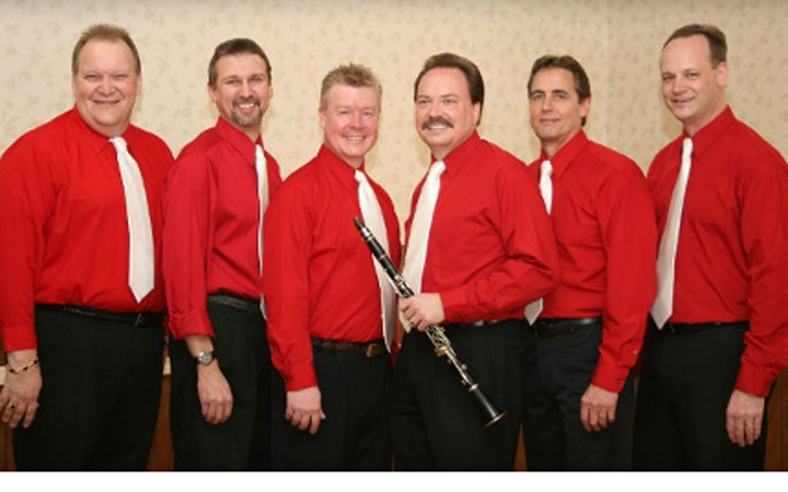 Dennis Polisky and the Maestro’s Men perform