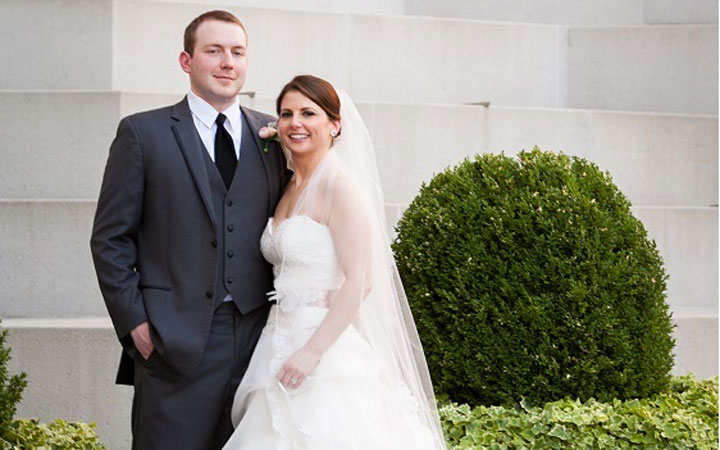 Carrie Coulson marries Brian Bonewitz