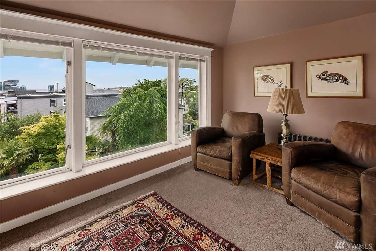 You can now buy Seattle's stunning and iconic Gaslight Inn for $3.5M