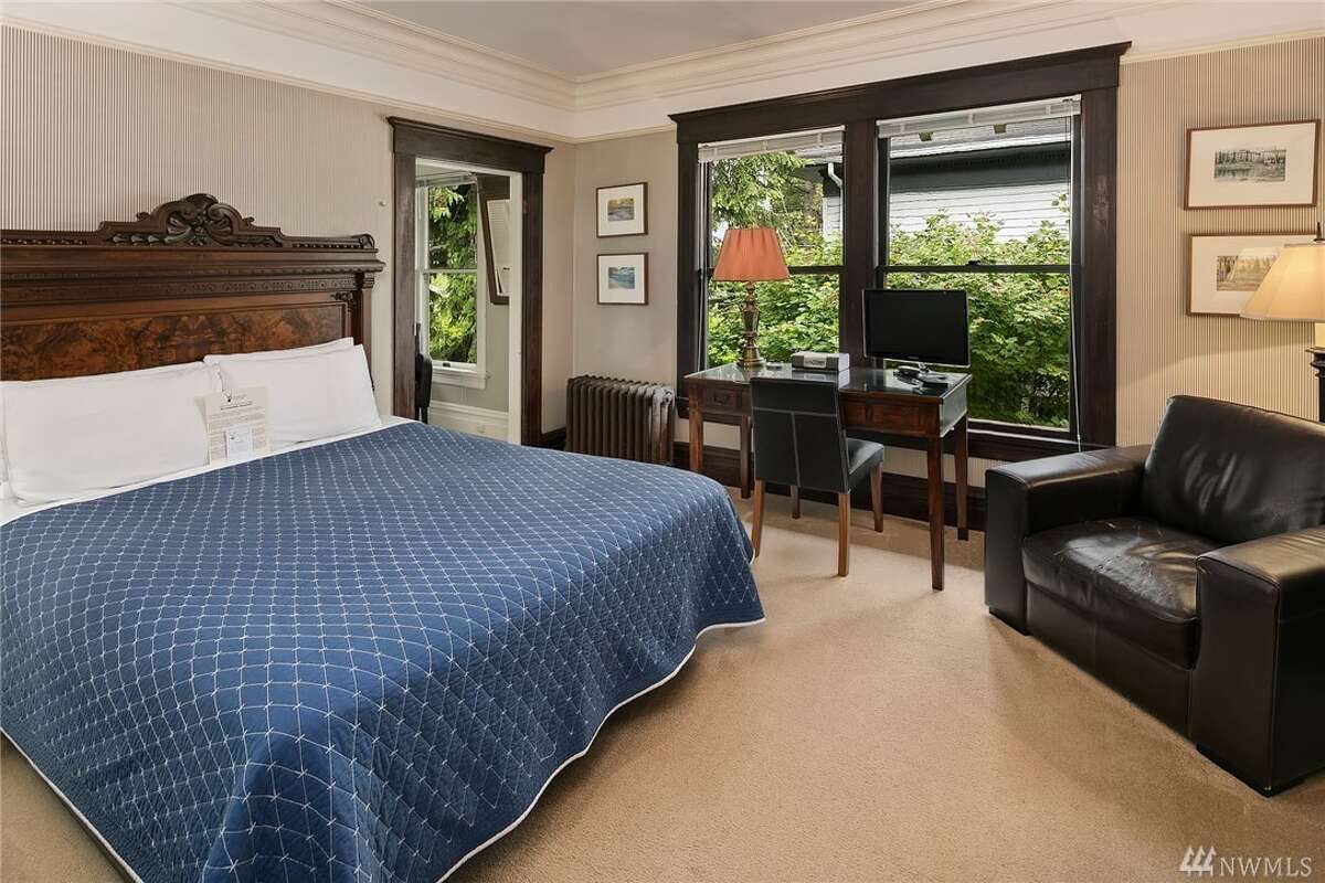 You can now buy Seattle's stunning and iconic Gaslight Inn for $3.5M