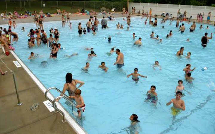 Revised schedule for Tashua and Beach pool opening