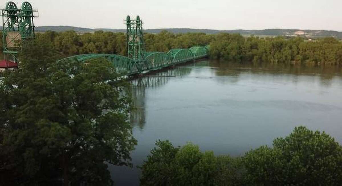 Joe Page Bridge in Hardin closes after Nutwood Levee in Calhoun County ...