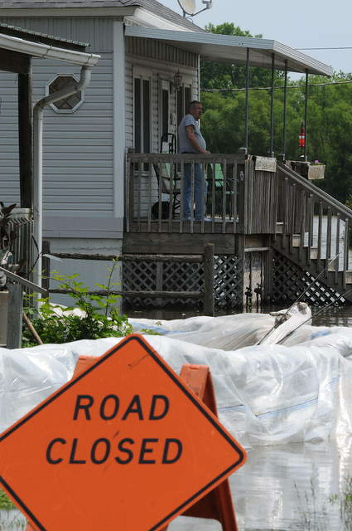 Joe Page Bridge in Hardin closes after Nutwood Levee in Calhoun County ...