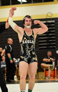 Joey Ryan leads seven Eagles to State Open