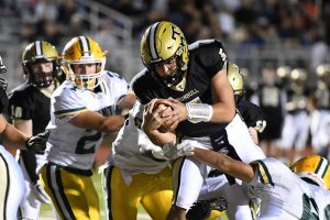Football: Trumbull uses takeaways to defeat Trinity